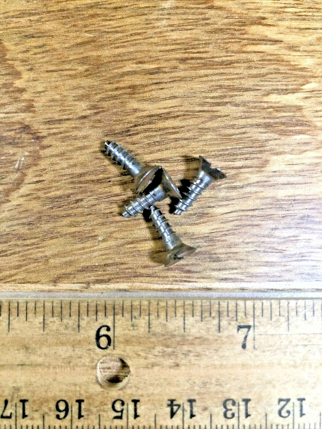 Antique Clock Movement Mounting Screws (K5532)