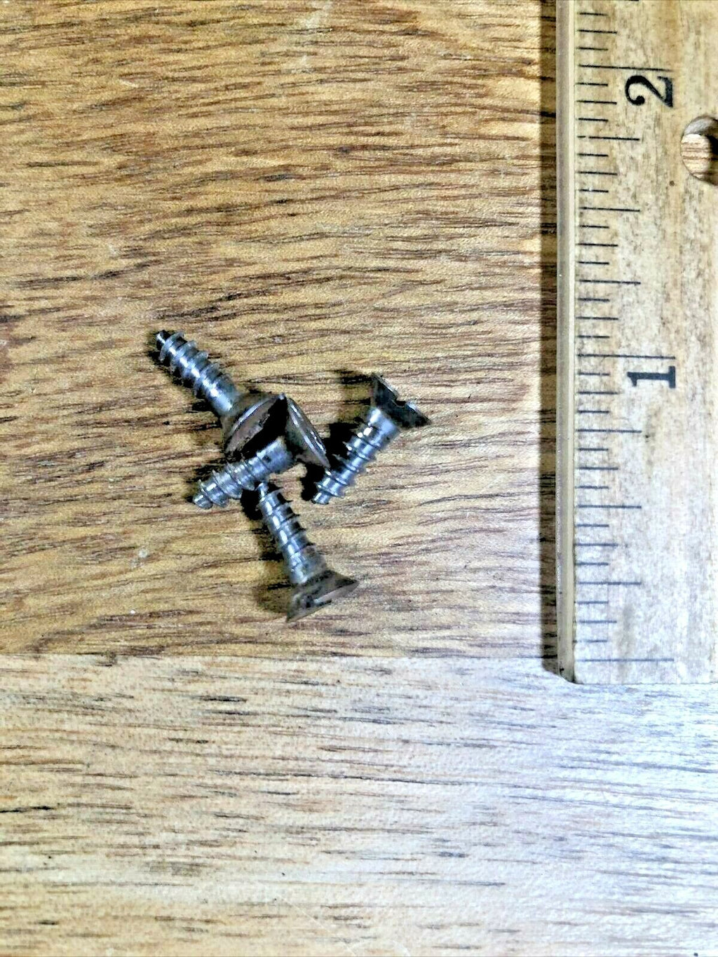 Antique Clock Movement Mounting Screws (K5532)
